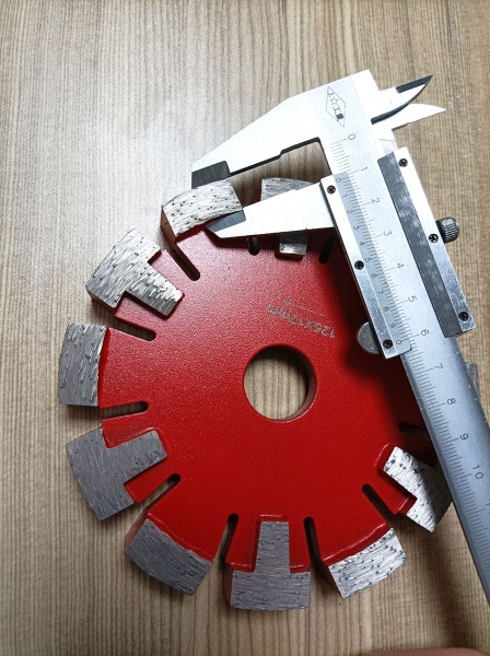 DIAMOND TUCK POINT BLADES